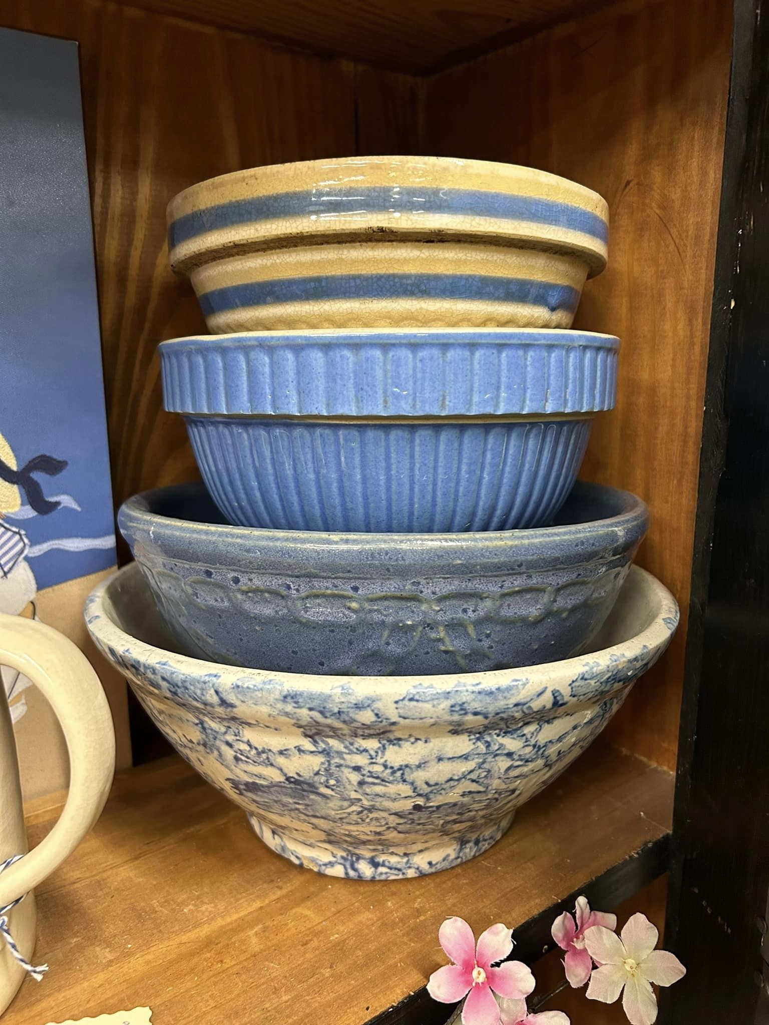 Vintage Planters and Bowl Collectibles in St. Cloud, MN - The Rusty Pick